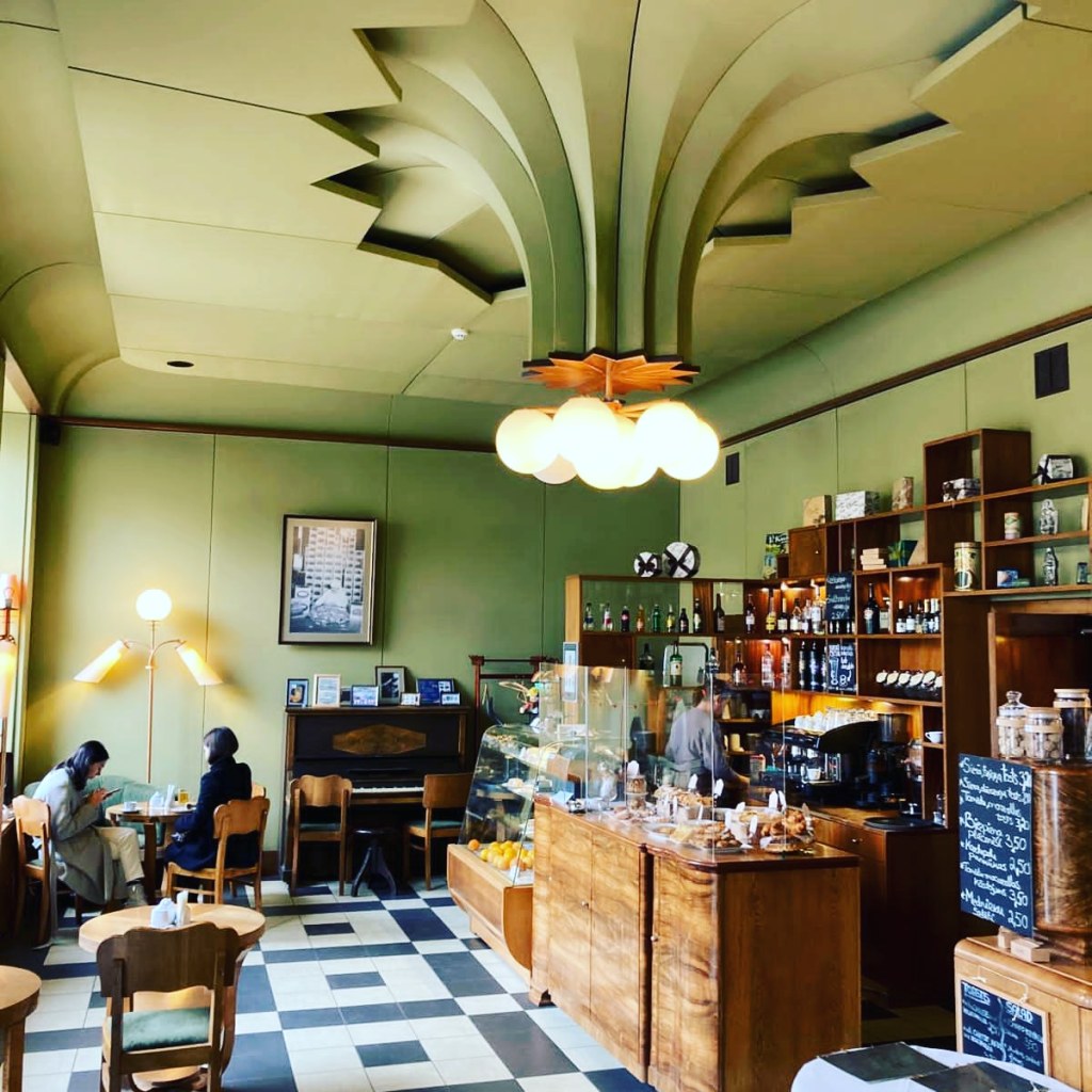 Daily Delights – bristowbovey.com